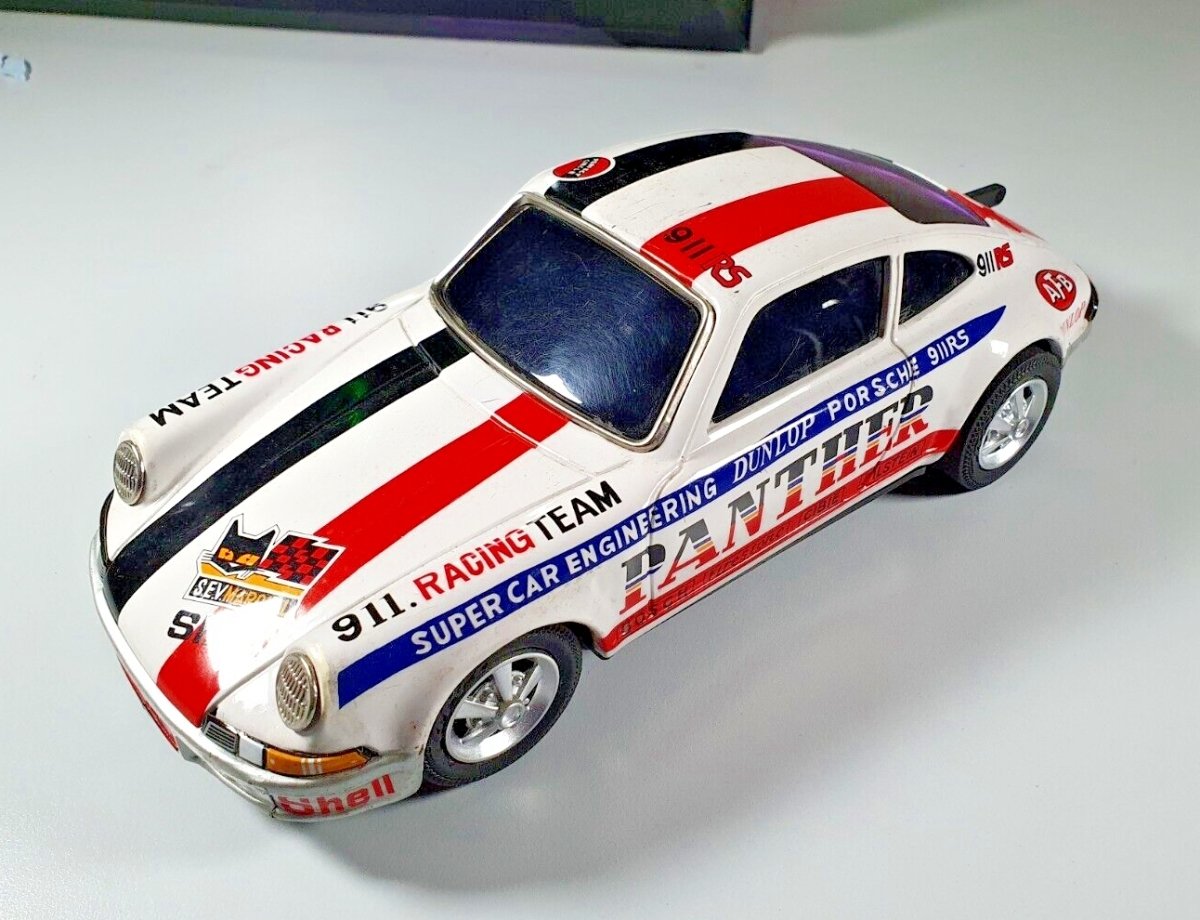 Porsche 911 "Racing Team Panther" Latta 1/18 - RikiToys